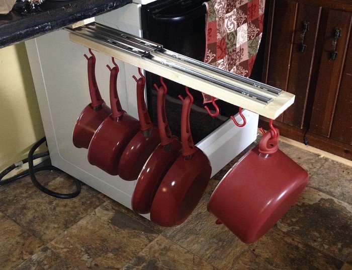 Make Your Amazing Sliding Pots and Pans Rack: 5 Essentials – Your ...