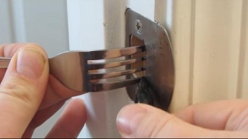 DIY Fork Door Lock: How to Secure a Door on a Budget – Your Projects@OBN