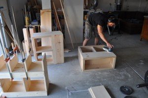 Excellent DIY Craft Table - 5 Simple Steps