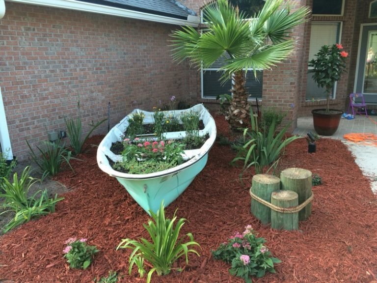 10 Amazing Ways to Repurpose Old Boats-Will You Try One of These?