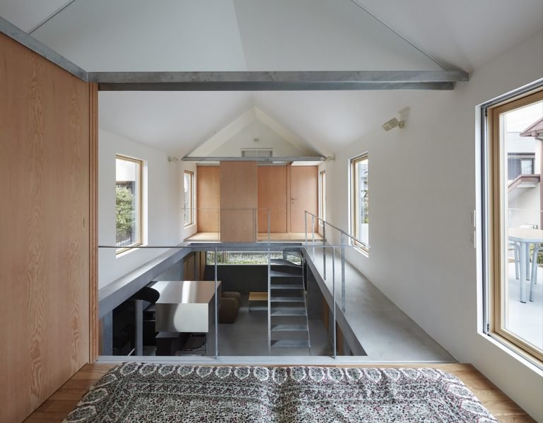 Floating Hut - The Owner-Builder Network